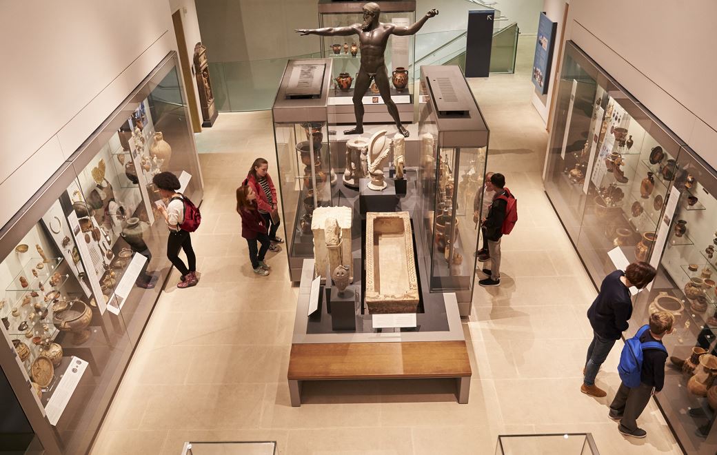 "Descubre los secretos para convertirte en un exitoso museógrafo en ...