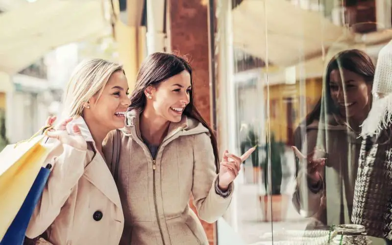 "Descubre los secretos para hacer tu fachada de local comercial ...