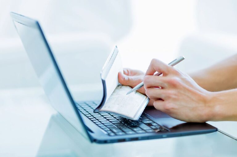 "¡Descubre el secreto de la increíble chequera tipo billetera que ...